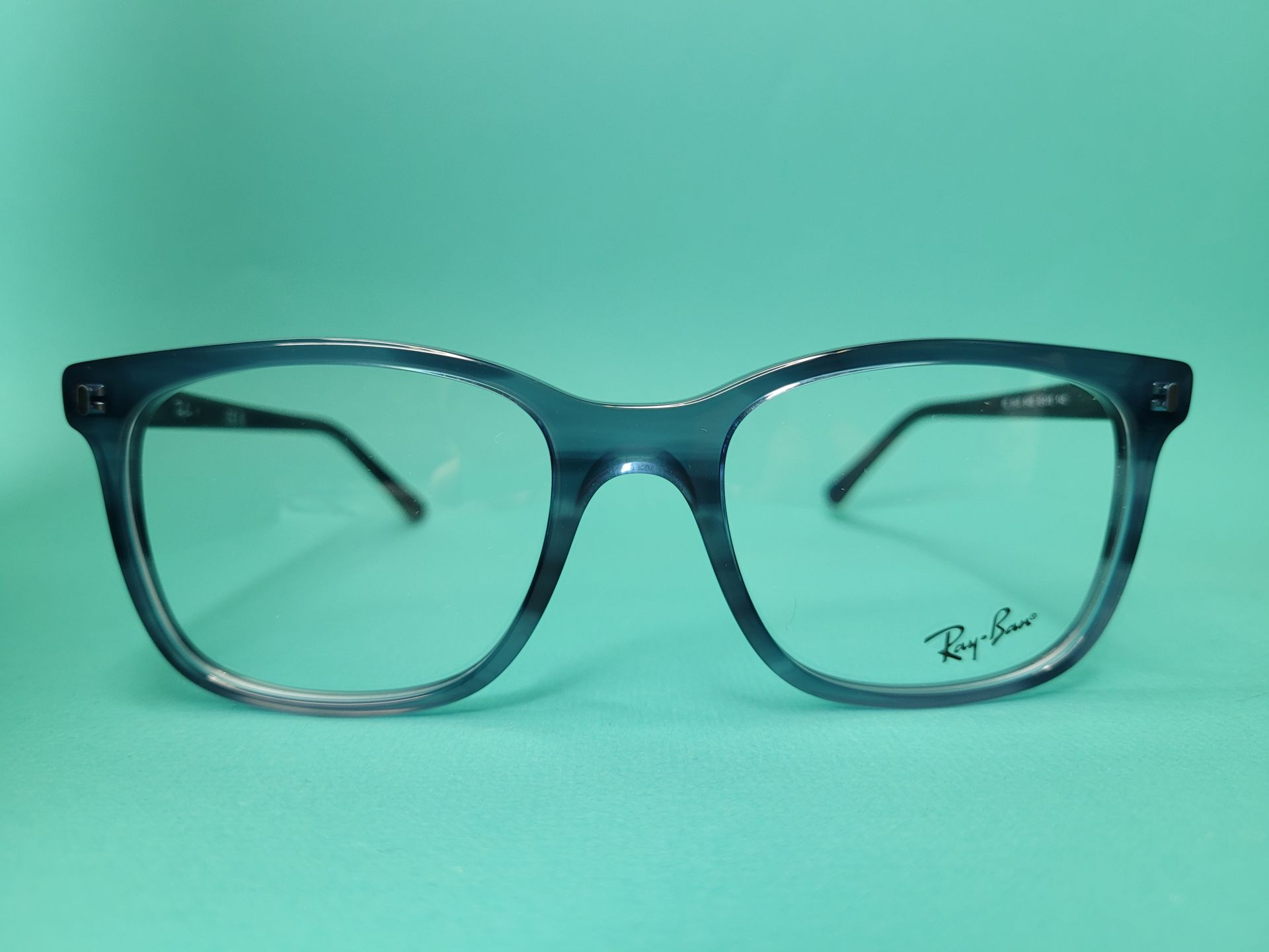 Brillen günstig online kaufen | SMILE OPTIC